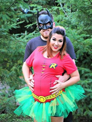 Find the BEST Pregnant Halloween Costumes That Are Easy Too!