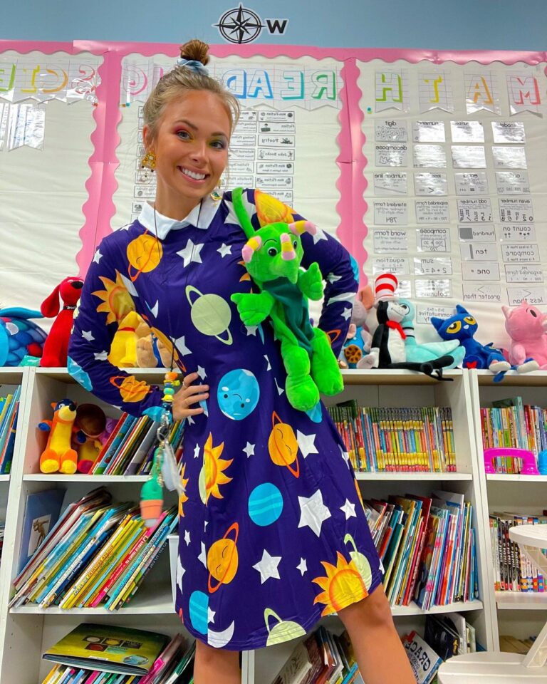 Easy and School-Appropriate Halloween Costumes for Teachers.